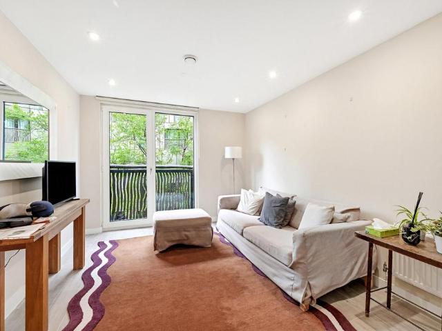 Woods House, 7 Gatliff Road, London 1 bed flat to rent £4,117 pcm £950 pw