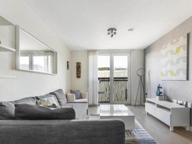 Woods House, Grosvenor Waterside, 1 Bedroom Flat