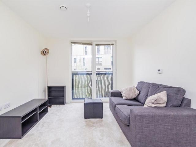 Woods House, Grosvenor Waterside, 7. 1 bed apartment to rent £2,708 pcm £625 pw