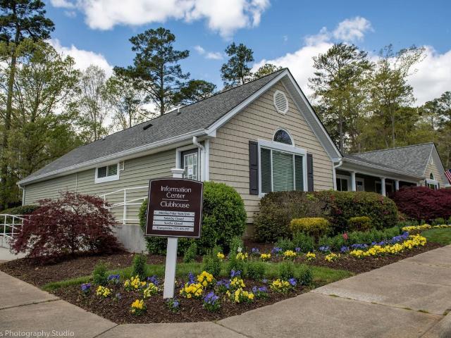 Woods of Jefferson 1 Bedroom Apartment for Rent at 205 Rotunda Circle, Newport News, VA 23608 Greenwood