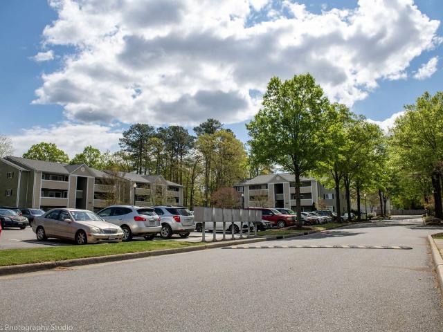 Woods of Jefferson 2 Bedroom Apartment for Rent at 205 Rotunda Circle, Newport News, VA 23608 Greenwood