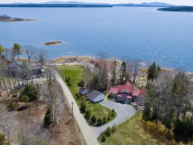 Woods Point Rd, Blue Hill, Home For Sale