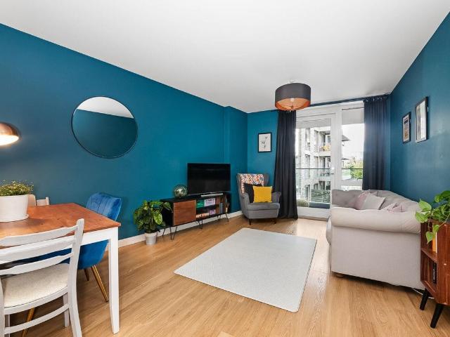 Woods Road, Peckham, London SE15, 2 bed flat to rent, £2,500 pcm | PrimeLocation