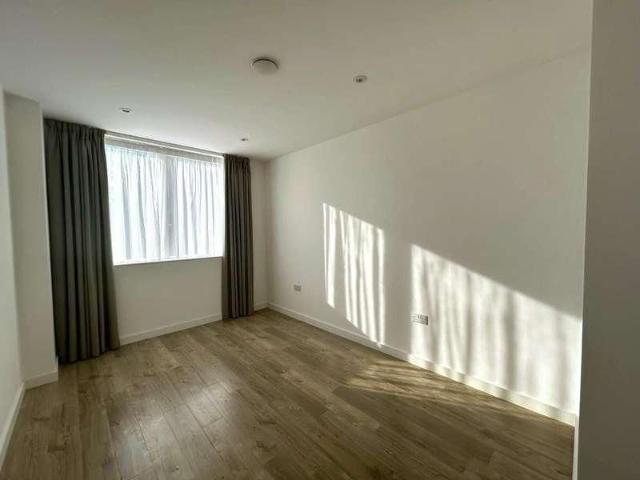 Woods Road, Peckham, London, SE15