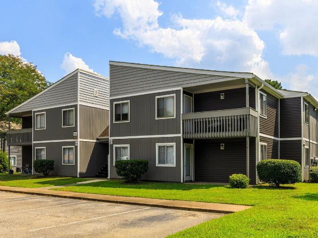 Woodscape 2 Bedroom Apartment for Rent at 581 Calla Ct, Newport News, VA 23608 McIntosh