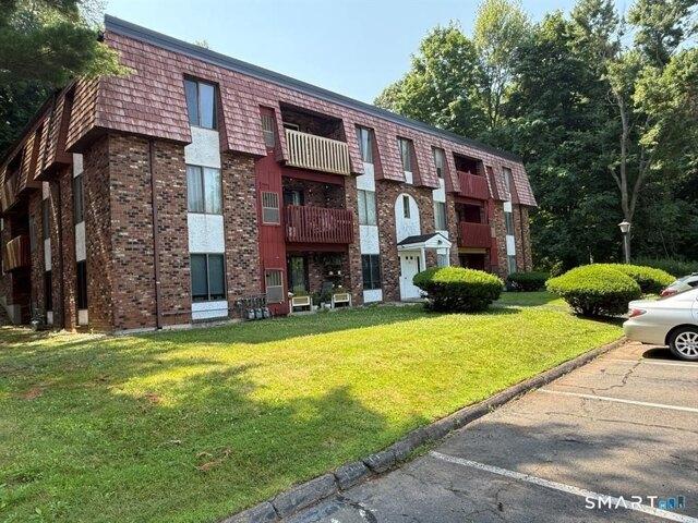 Woodsedge Dr Apt B, Newington, Condo For Sale