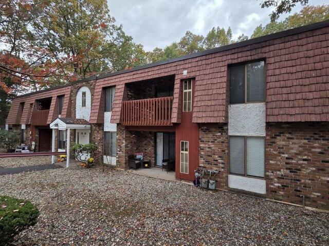 Woodsedge Dr Apt C, Newington, Condo For Sale