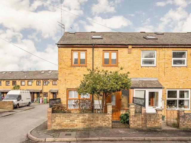Woodseer Street, Bricklane E1, 3 bed property to rent, £3,950 pcm | PrimeLocation