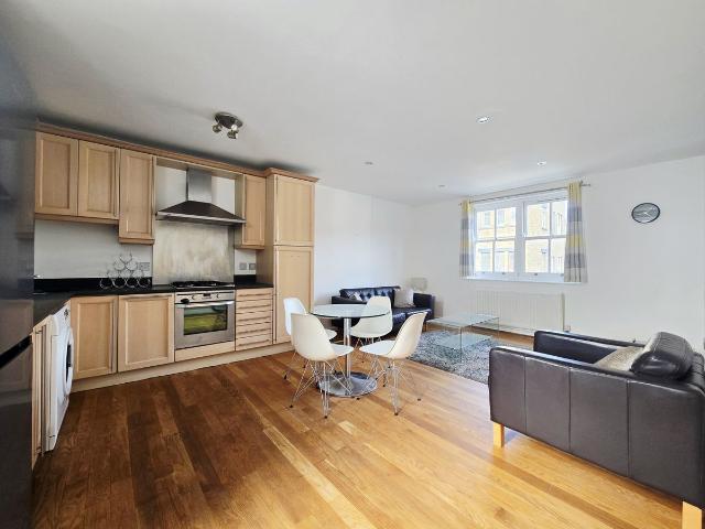 Woodseer Street, Shoreditch E1, 2 bed flat to rent, £2,799 pcm | PrimeLocation