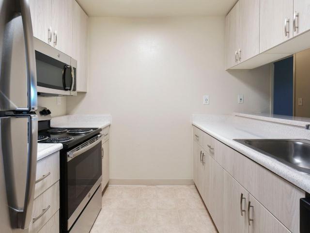 WOODSIDE 1 Bedroom Apartment for Rent at 235 Haas Ave, San Leandro, CA 94577 Old San Leandro