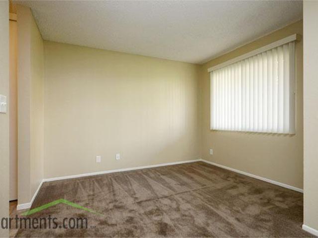Woodside Village Studio Apartment for Rent at 2547 E Temple Ave, West Covina, CA 91792 Woodside