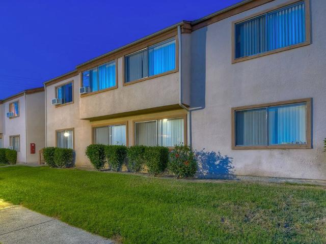 Woodside Village 2 Bedroom Apartment for Rent at 2547 E Temple Ave, West Covina, CA 91792 Woodside