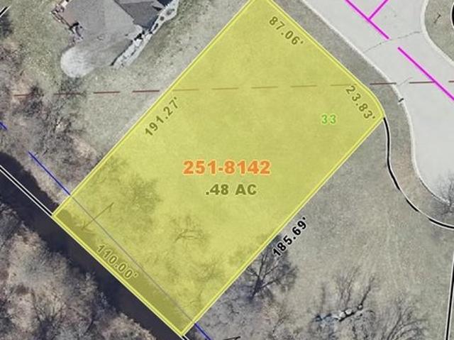 Woodside Cir Unit 33, Marinette, WI 54143