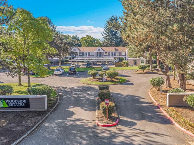 Woodside Estates Apartments