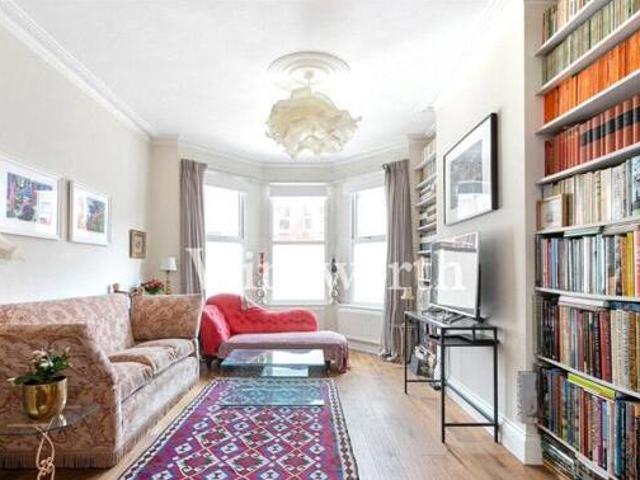 Woodside Gardens, London, 3 Bedroom Terraced