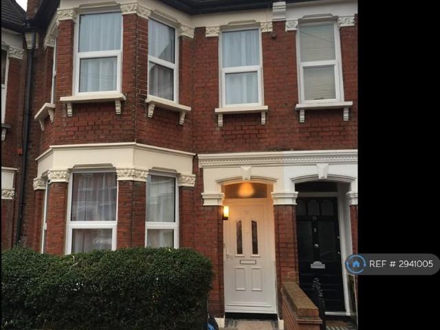 Woodside Gardens, London, N17 5 bed terraced house to rent £3,500 pcm £808 pw