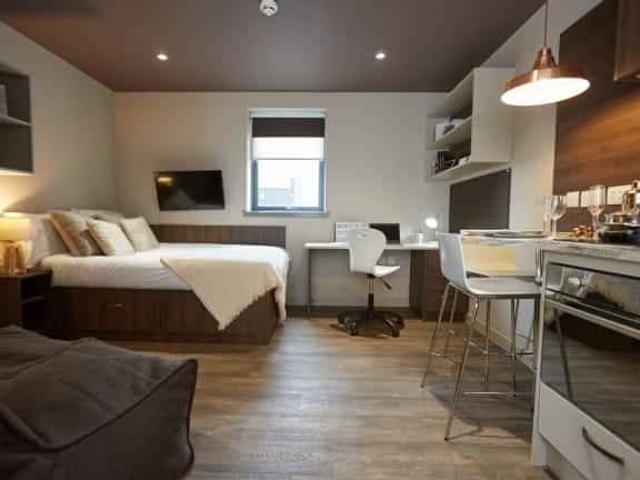Woodside House, Glasgow Has an Apartment