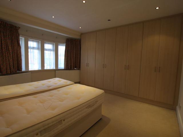 Woodside Park Area, London N12, 4 bed semi detached house to rent, £4,400 pcm | PrimeLocation