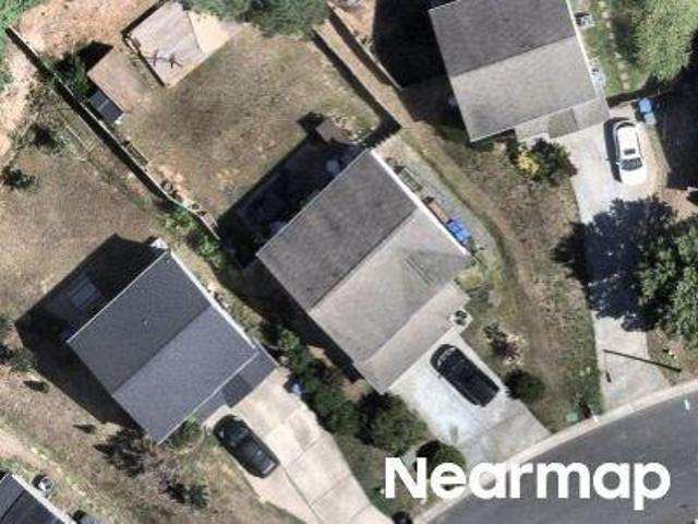 Woodside Park Ln