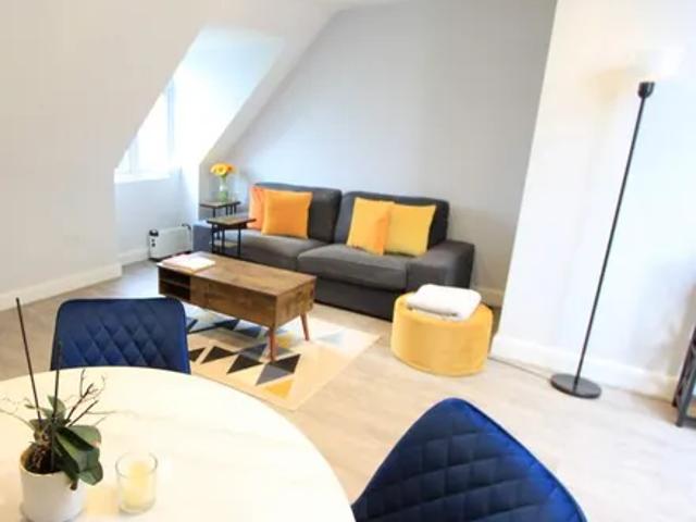 Woodside Park Road, London, N12 8XA, United Kingdom | 1 bed apartment for rent #167692812 | Rentberry