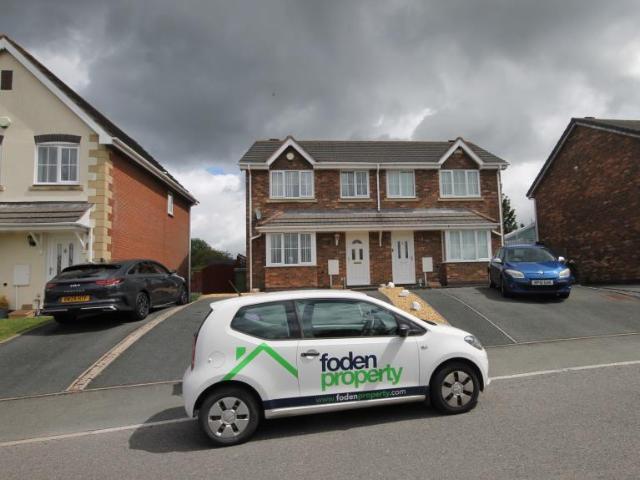 Woodside Road, Ketley 3 bed semi detached house to rent £1,095 pcm £253 pw