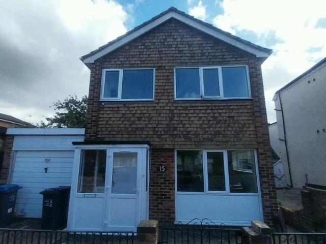 Woodside Road, London SE25 3 bed house to rent £2,050 pcm £473 pw