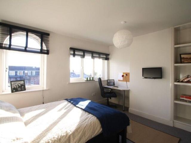 Woodsley Road, Hyde Park, Leeds LS2, 7 bed shared accommodation to rent, £641 pppm | PrimeLocation