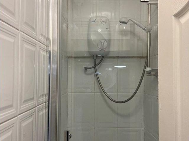 Woodsley Road, Leeds LS3, 3 bed flat to rent, £1,300 pcm | PrimeLocation