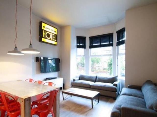 Woodsley Road, Leeds, 6 Bedroom Terraced