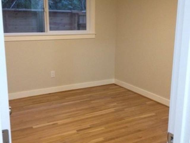 Woodstock Apartments 2 Bedroom Apartment for Rent at 6110 Se 52nd Ave, Portland, OR 97206 Woodstock