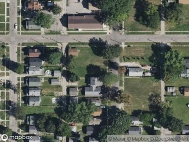 Woodstock Ave