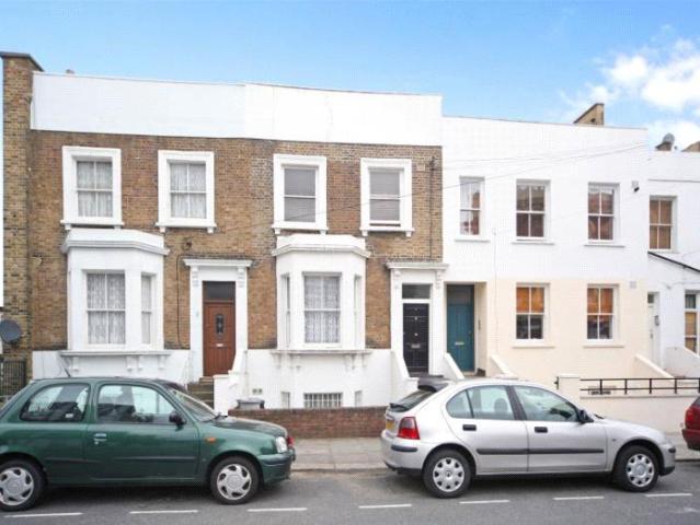 Woodstock Grove 2 bed terraced house to rent £2,383 pcm £550 pw
