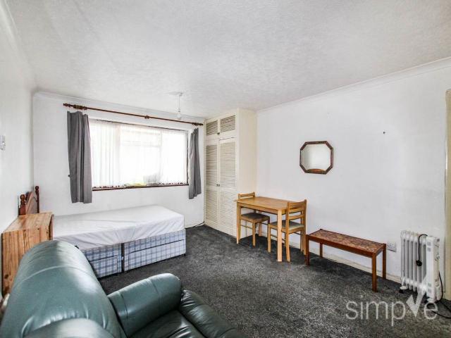 Woodstock House, Angel Lane, Hayes UB3, Studio to rent, £1,100 pcm | PrimeLocation