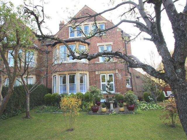 Woodstock Road, Oxford OX2, 1 bed property to rent, £1,800 pcm | PrimeLocation