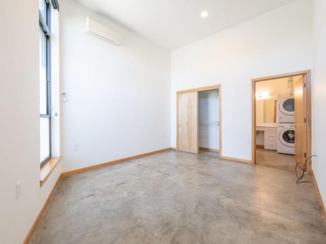 Woodstock Townhouses 1 Bedroom Apartment for Rent at 6056 Se 93rd Ave, Portland, OR 97266 Lents