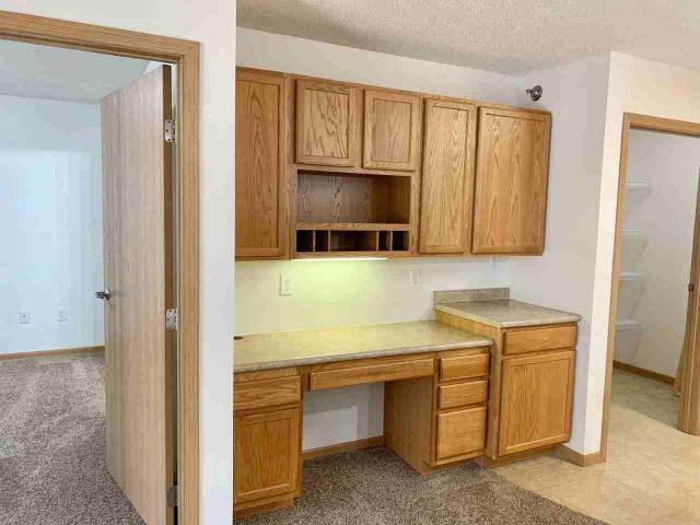 Woodstone Three 2 Bedroom Apartment for Rent at 4393 Calico Dr S, Fargo, ND 58104 Anderson Park