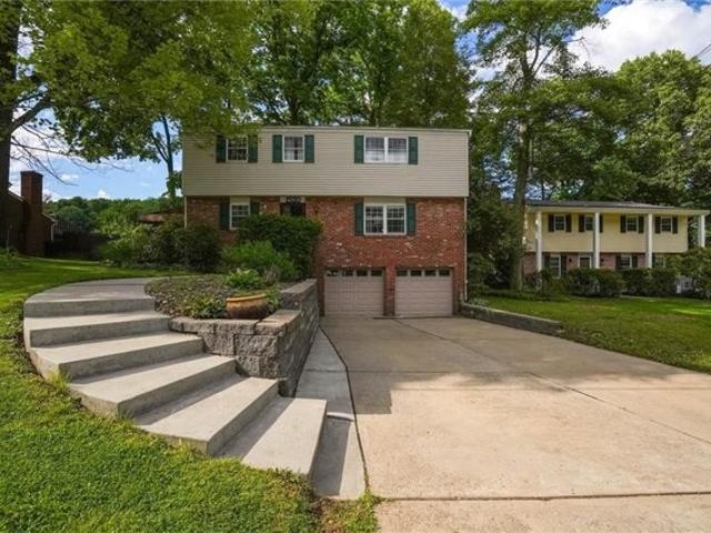 Woodstream Dr, Glenshaw, Home For Sale