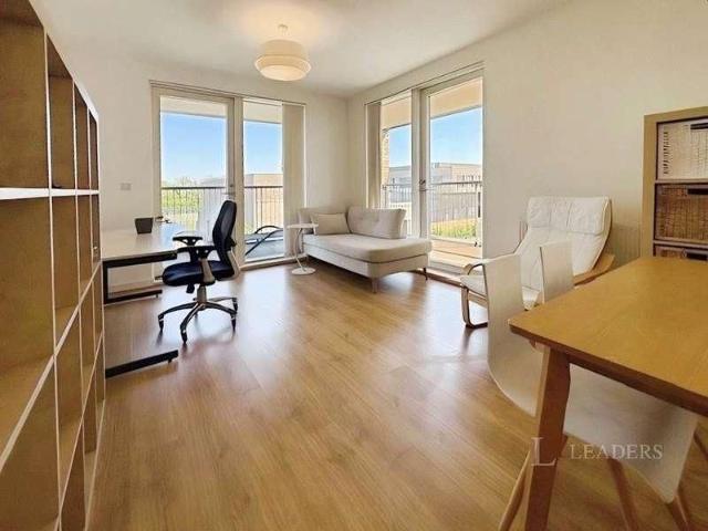 Woodpecker Way, Trumpington, Cambridge, CB2