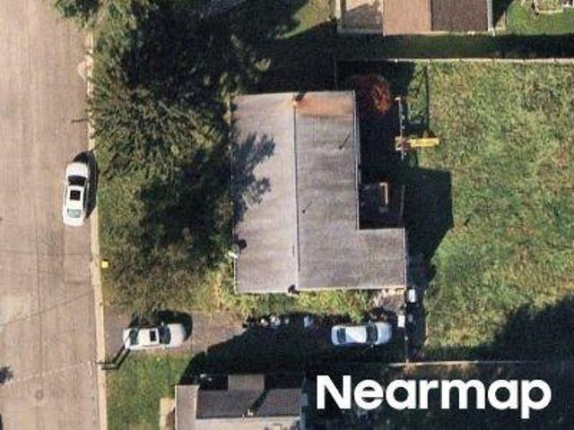 Woodrow Ave