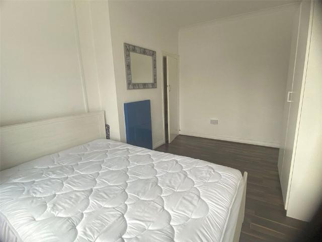 Woodrow Close, Greenford, Middlesex, UB6 7HU