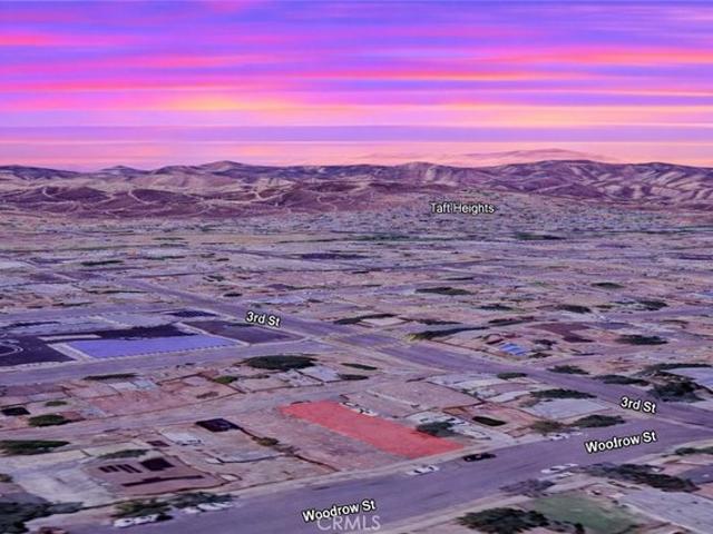 Woodrow St, Taft, CA 93268