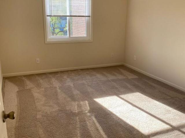 Woodridge Apartments 1 Bedroom Apartment for Rent at 5806 S 141st Plz, Omaha, NE 68137