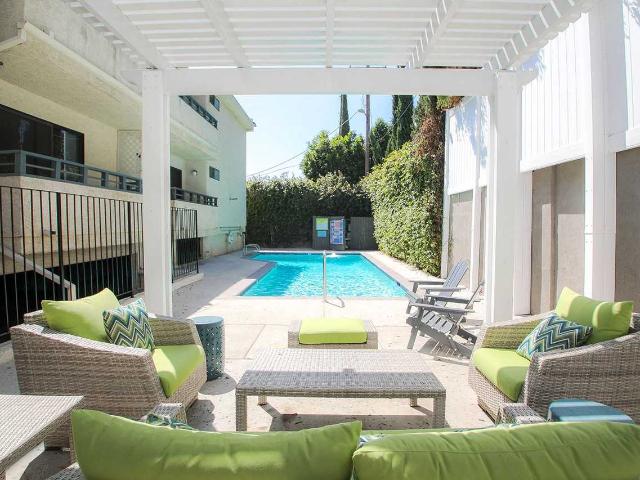 Woodridge Apartments 1 Bedroom Apartment for Rent at 6611 Woodman Ave, Los Angeles, CA 91401 Greater Valley Glen
