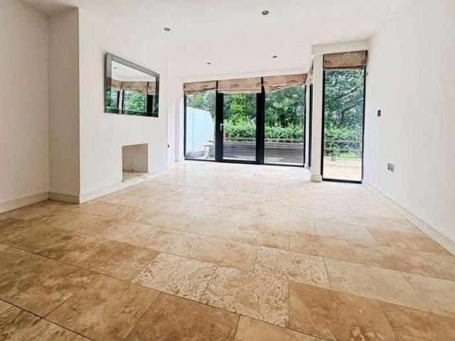 Woodridge, Bridgend, CF31