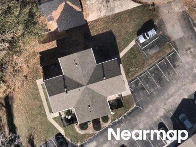 Woodridge Ln Apt R