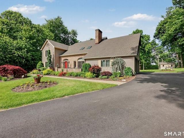 Woodridge Ln, New Fairfield, Home For Sale