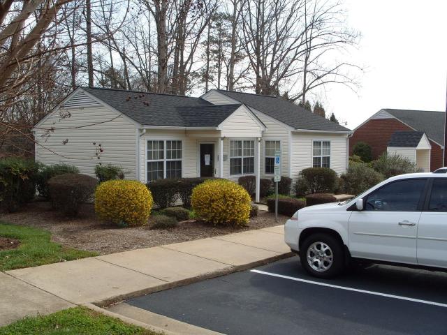 Woodridge Studio Apartment for Rent at 160 Houston Street, Mount Holly, NC 28120