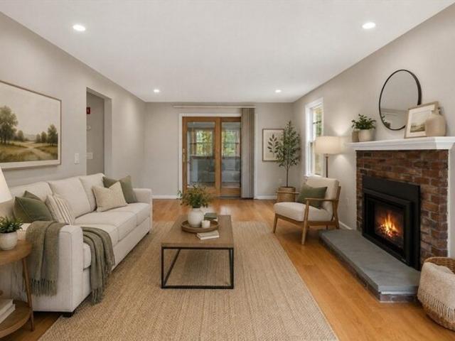 Woodridge Rd, Duxbury, Home For Sale