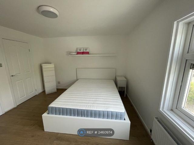 Woodruff Avenue, Conniburrow, Milton Keynes MK14, Room to rent, £799 pcm | PrimeLocation