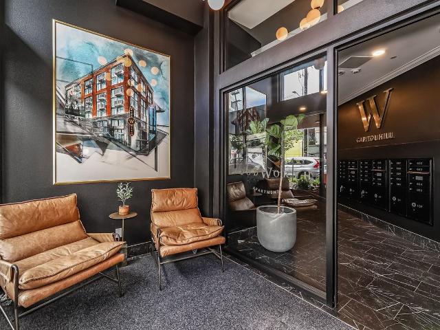 Woodworth Apartments | Vibrant & Luxurious Living in Capitol Hill Studio Apartment for Rent at 1225 10th Ave, Seattle, WA 98122 First Hill